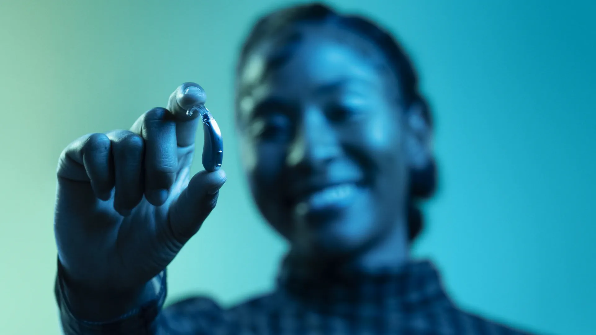 Signia Motion X Rechargeable Hearing Aids | HearCANADA